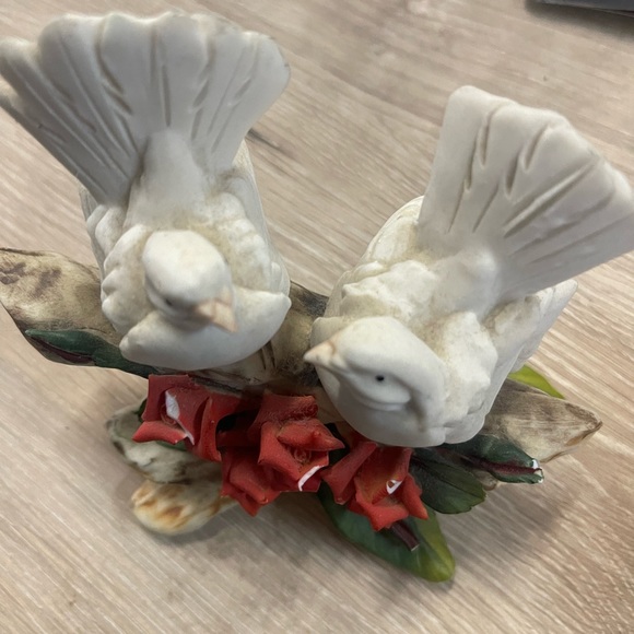 Accents | Vintage Camp Capodimonte Two Doves Beautiful Figurine | Poshmark